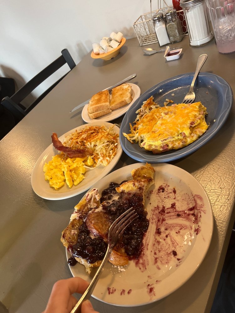 JEN’S SEVENTH AVE CAFE - 154 Photos & 308 Reviews - 6800 E State Rte 69 ...