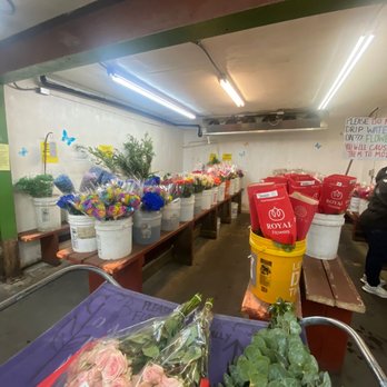 OAKLAND FLOWER MARKET - Updated May 2026 - 348 Photos & 132 Reviews ...