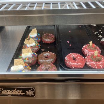 UFFDA DONUTS - Updated June 2025 - 60 Photos & 42 Reviews - 13716 Grove ...