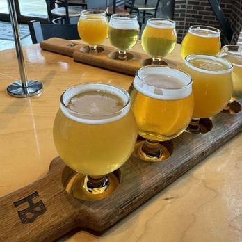 HEIST BREWERY AND BARREL ARTS - Updated January 2026 - 138 Photos & 78 Reviews - 1030 Woodward ...