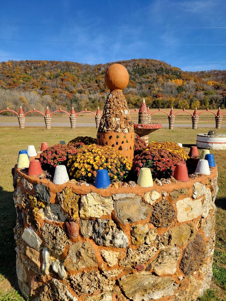 PRAIRIE MOON SCULPTURE GARDENS - Updated December 2025 - 27 Photos ...