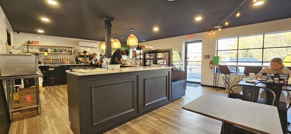 HAMILATTE - Updated October 2025 - 37 Photos & 33 Reviews - 1971 NJ-33 ...