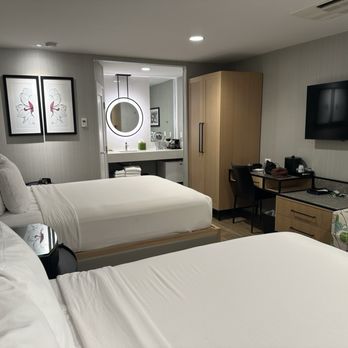 CANDY CANE INN - 252 Photos & 462 Reviews - 1747 S Harbor Blvd, Anaheim ...