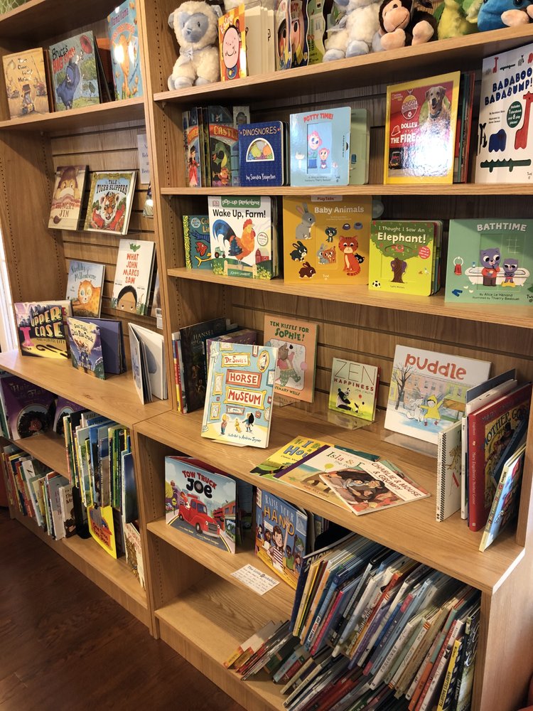 THE LITTLE BOOKSHOP - 15 Photos & 12 Reviews - 1318 Sycamore Square ...