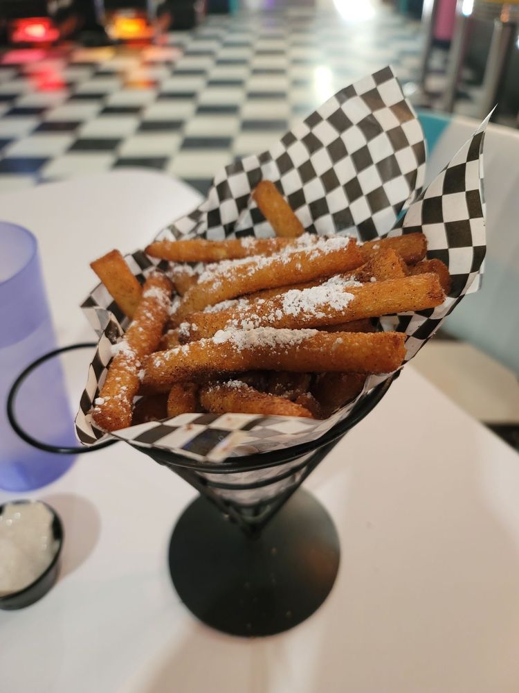 RAD RETROCADE - Updated October 2025 - 150 Photos & 71 Reviews - 201 N ...