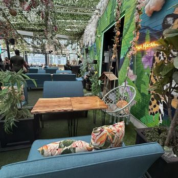 HIGHKEY RAINFOREST ROOFTOP - Updated October 2025 - 377 Photos & 208 ...