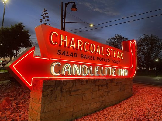 CANDLELITE INN - Updated March 2026 - 134 Photos & 215 Reviews - 1202 E ...