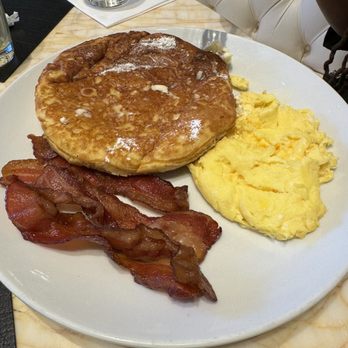 TERRACE POINTE CAFE - 2068 Photos & 1198 Reviews - 3131 Las Vegas Blvd ...