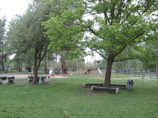SPIELPLATZ AM SILBERSEE - Alfred-Hensel-Weg, Nürnberg, Bayern, Germany ...