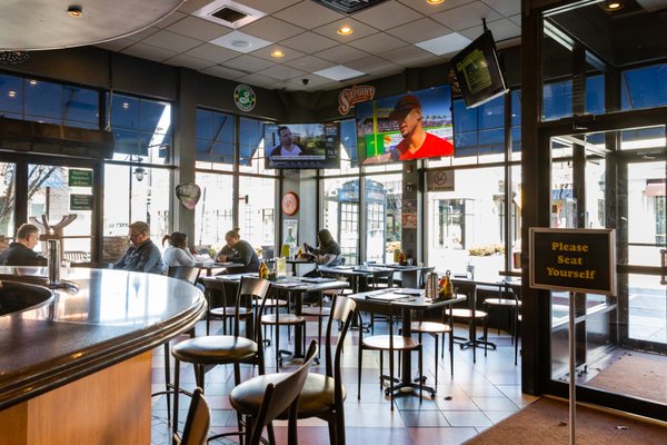 APPETITES ON MAIN - 198 Photos & 158 Reviews - Sports Bars - 286 Main ...