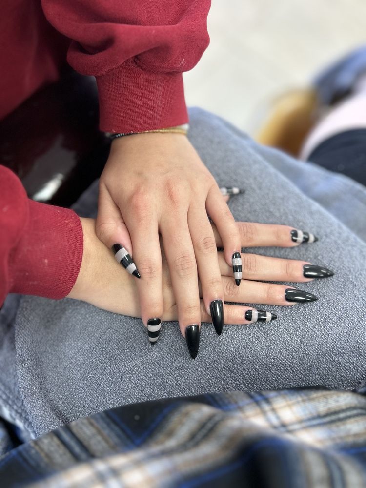 FRIENDLY NAILS AND SPA - Updated June 2026 - 669 Photos & 516 Reviews ...