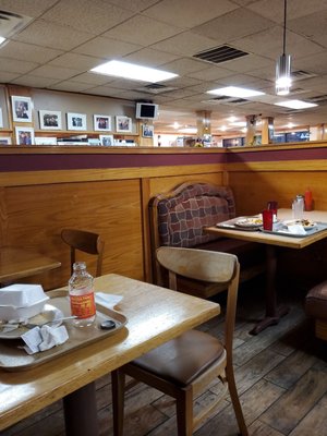 MACARTHUR’S RESTAURANT - 130 Photos & 239 Reviews - 5412 W Madison St ...