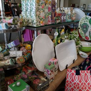 DRUGS PATIO - Updated August 2025 - 16 Photos & 22 Reviews - 5208 ...