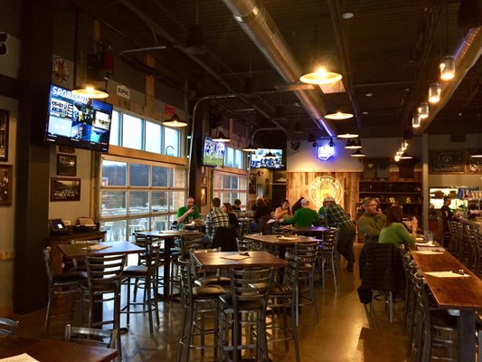 BEERHEAD BAR & EATERY - 49 Photos & 63 Reviews - Beer Bar - 1813 Nagel ...