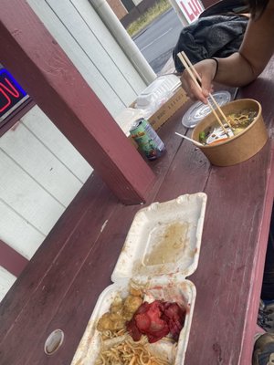 OCEAN FRONT KITCHEN - 27 Photos & 26 Reviews - 555 Kalanianaole Ave ...