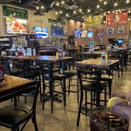 SLACKERS BAR & GRILL - Updated June 2025 - 290 Photos & 317 Reviews ...