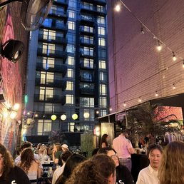 TAVERN29 - Updated June 2025 - 737 Photos & 1093 Reviews - 47 E 29th St ...