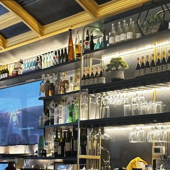 AKAI JAPANESE SUSHI LOUNGE - 341 Photos & 266 Reviews - 102 E Broad St ...