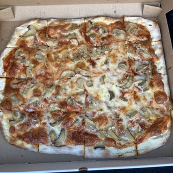 FARACI PIZZA - 23 Photos & 53 Reviews - 520 S Florissant Rd, Ferguson ...