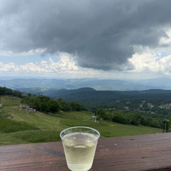 5506’ BAR - Updated December 2025 - 31 Photos & 24 Reviews - 1007 Beech ...