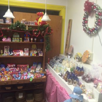 PORT CLINTON PEANUT SHOP - Updated January 2025 - 201 Photos & 28 ...