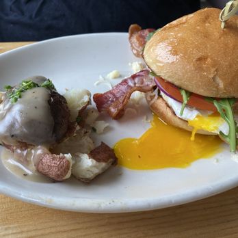 SLEEPY BEE CAFE - BLUE ASH - Updated October 2025 - 457 Photos & 656 ...