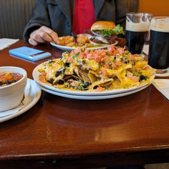 WHISTLE STOP ALE HOUSE - Updated September 2024 - 365 Photos & 472 ...