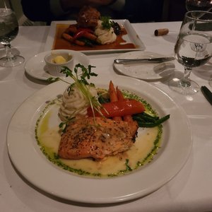 LA RONDE REVOLVING RESTAURANT - 206 Photos & 88 Reviews - 10111 Bellamy ...