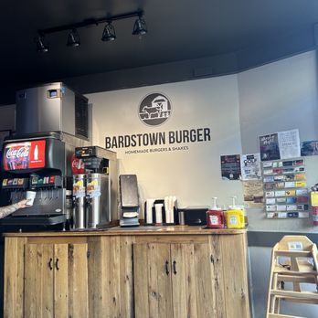 BARDSTOWN BURGER - Updated July 2025 - 111 Photos & 167 Reviews - 126 N ...