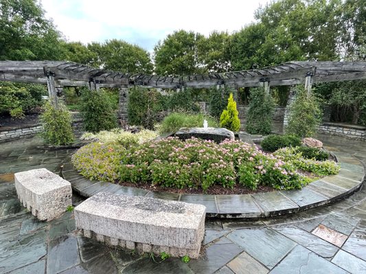 HIGHFIELD DISCOVERY GARDEN - 51 Photos - 10397 Springfield Pike ...