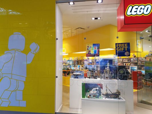 LEGO - Updated September 2024 - 14 Photos & 12 Reviews - 26300 Cedar Rd ...