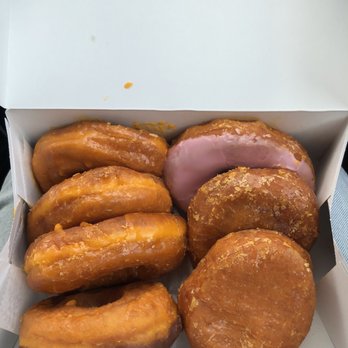 ROUND ROCK DONUTS - Updated June 2024 - 2369 Photos & 3242 Reviews ...