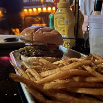 BACKSPACE BAR & KITCHEN - Updated September 2025 - 367 Photos & 529 ...