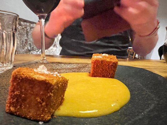 MANO ROTA - Updated October 2025 - 61 Photos & 24 Reviews - Carrer de ...