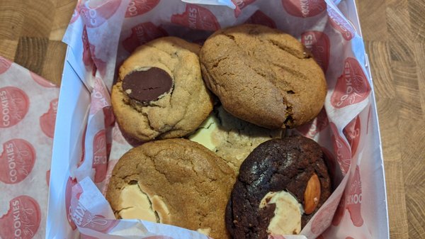 COOKIES BY GEORGE - Updated November 2024 - 40 Photos & 33 Reviews ...