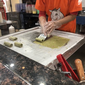 FREEZING COW - Updated December 2025 - 141 Photos & 118 Reviews - 7025 ...