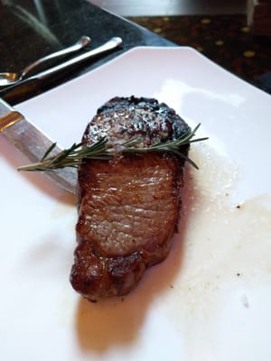 BONZ RESTAURANT & LOUNGE - Updated December 2025 - 10 Photos & 19 ...