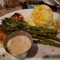 THE GIN MILL - Updated December 2025 - 174 Photos & 166 Reviews - 124 E ...