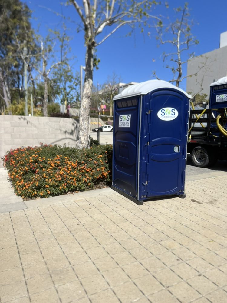 SOS TOILET - 42 Photos - San Fernando Valley, California, United States ...