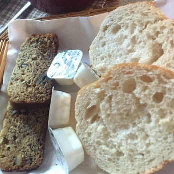 COACH LIGHT INN - Updated May 2025 - 32 Photos & 18 Reviews - 5555 ...