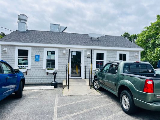 WHALEBACK RESTAURANT - Bar at 1052 Sandwich Rd, Sagamore, Massachusetts ...