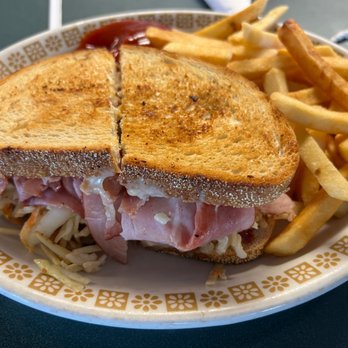 HOUSE OF REUBEN - 81 Photos & 104 Reviews - 7850 Metropolitan Pkwy ...