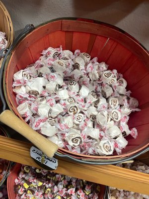 JULIAN CANDY BASKET - Updated October 2025 - 105 Photos & 70 Reviews ...