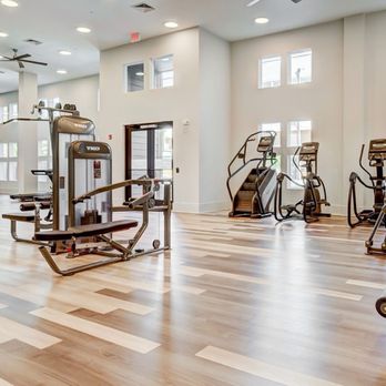 WHITBY - Updated October 2025 - 101 Photos - 550 Webb Gin House Rd ...