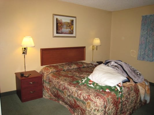 PORTLAND VALUE INN - Updated October 2025 - 23 Photos & 22 Reviews ...