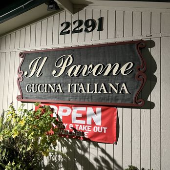 IL PAVONE - Updated December 2025 - 121 Photos & 242 Reviews - 2291 ...