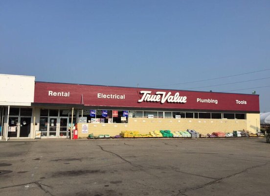 TROY TRUE VALUE - Updated July 2025 - 852 S Market St, Troy, Ohio ...