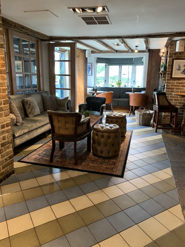 Coy Carp Updated March 2025 20 Photos And 21 Reviews Coppermill Lane Harefield London