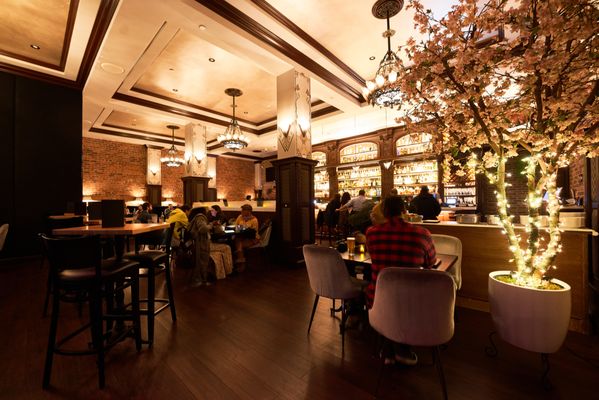 THE EDMON - Updated March 2025 - 588 Photos & 351 Reviews - 5168 ...