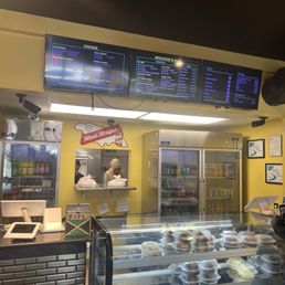 UPPA YARD - Updated July 2025 - 87 Photos & 139 Reviews - 4925 W Fond ...